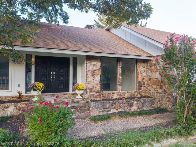 9609 Jenny Lind Road
