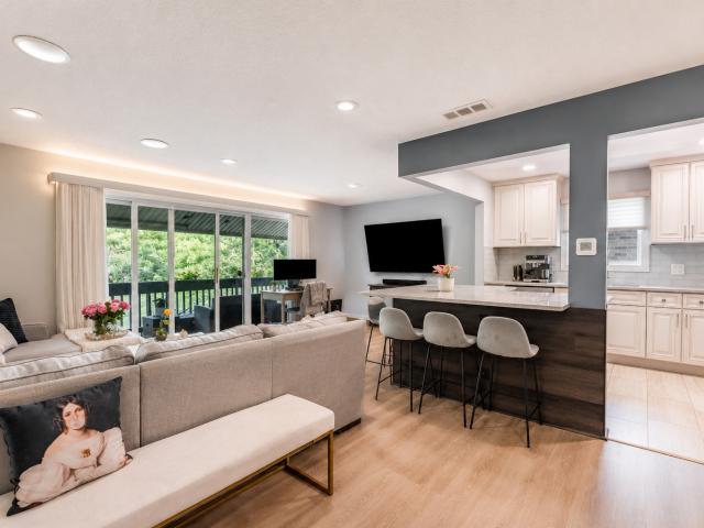9600 Mason Avenue # 5