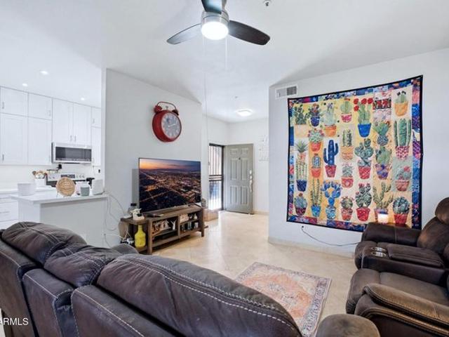 9600 N 96th St Apt 129, Scottsdale, AZ 85258