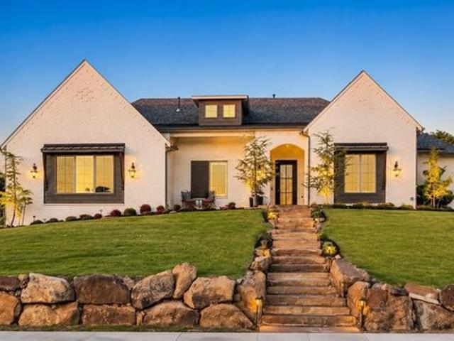 9600 Autumn Park Ln, Oklahoma City, OK 73151