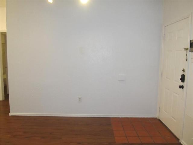 9600 Royal Lane # 506
