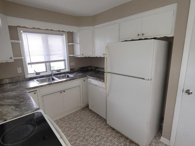9600 s komensky avenue # 3w