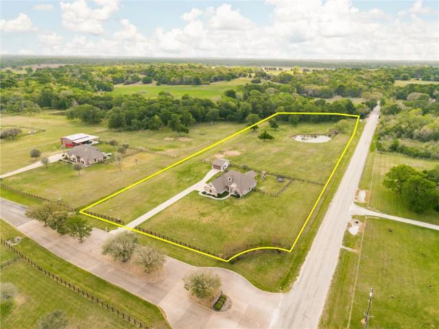 9600 Shadow Creek Trail, Hearne, TX 77859 | MLS #26003 | Compass