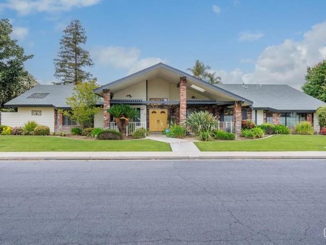 9600 Valley Oak Ct, Bakersfield, CA 93311