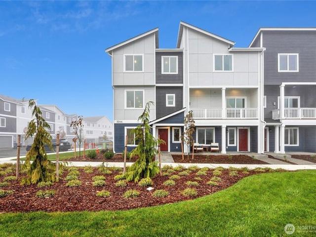 9601 Mineral Ave NW, Silverdale, WA 98383
