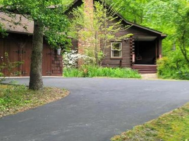 9601 Flint Hill Ct, Fredericksburg, VA 22407