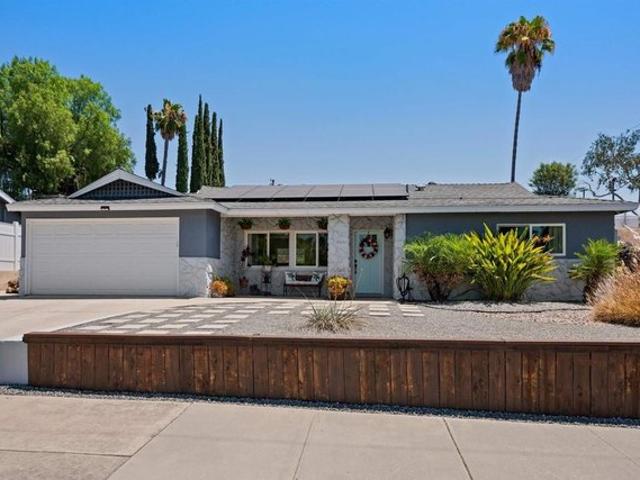 9601 Halberns Blvd, Santee, CA 92071