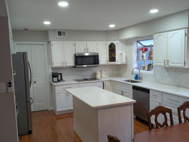 9601 Woodedge Drive