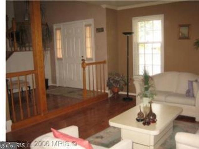 9603 Waterline Drive