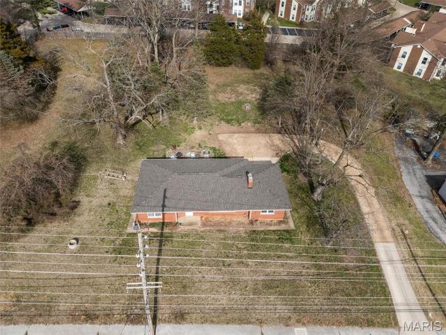 960 Chesterfield Pkwy E, Chesterfield, MO 63017 | MLS #26014 | Compass
