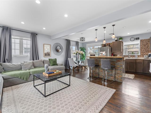 960 Clyde Rd, Baldwin, NY 11510 | MLS #981453 | Compass