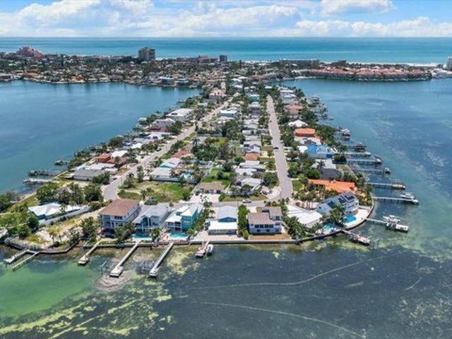 960 Boca Ciega Isle Dr, Saint Pete Beach, FL 33706