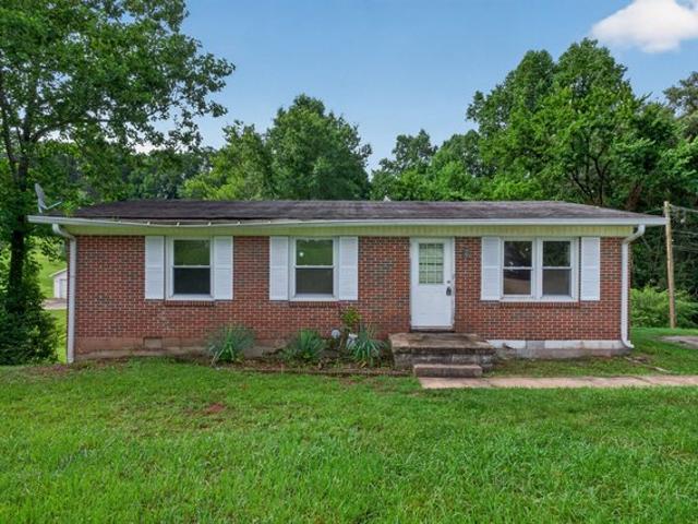 960 Bill Smith Rd, Cookeville, TN 38501