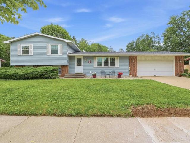 960 Maricopa Dr, Oshkosh, WI 54904