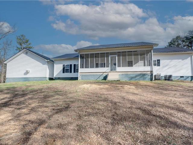 960 McEntyre Loop, Calhoun, GA 30701 | MLS #7707 | Compass