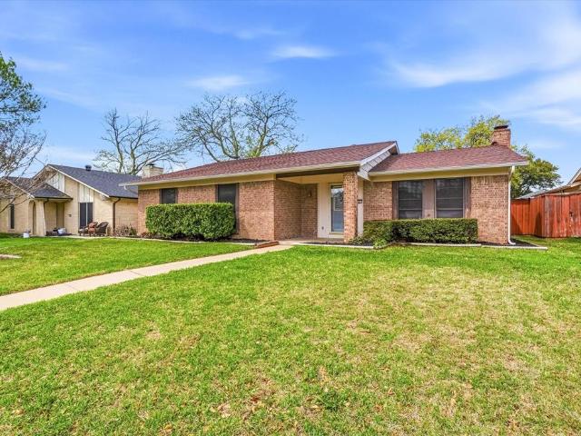 960 Meadowcove Cir, Garland, TX 75043 | Compass