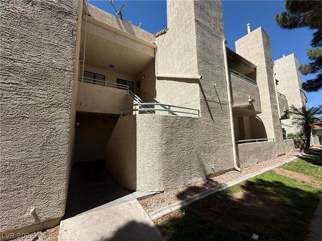 960 N Sloan Ln Apt 204, Las Vegas, NV 89110