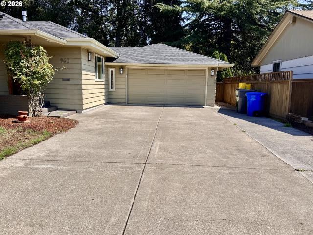 960 NE 108TH AVE