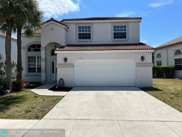 960 NW 156th Ave, Pembroke Pines, FL 33028