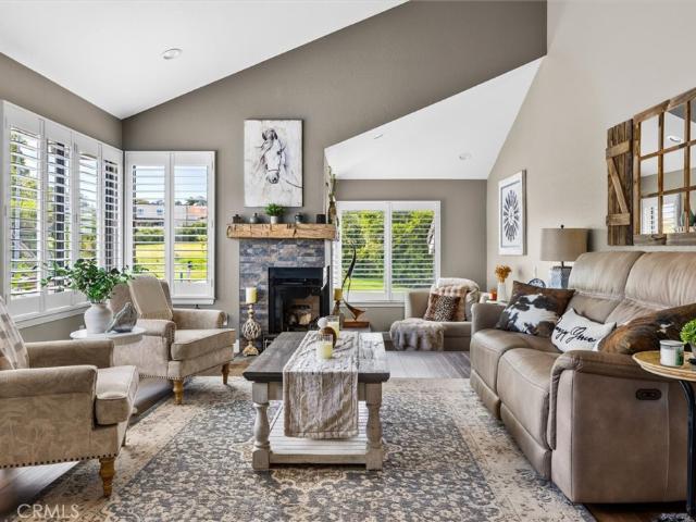 960 San Adriano Court