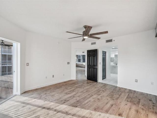 960 Starkey Rd, Unit 3406, Largo, FL 33771 | MLS #TB8353