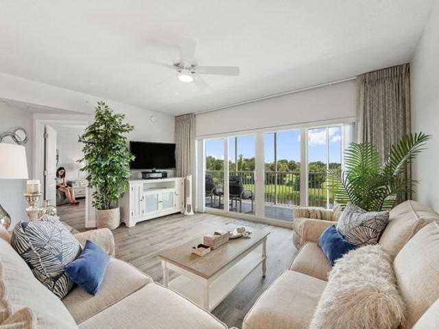 960 Starkey Rd Unit 8206, Largo, FL 33771