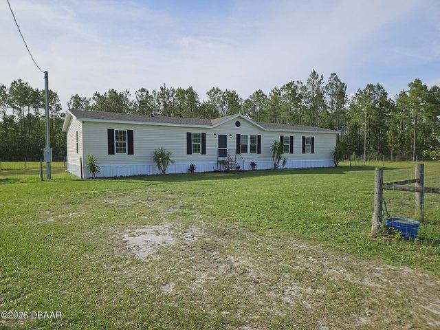 960 Still Rd, Pierson, FL 32180