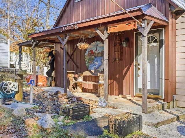 960 Riverview Road