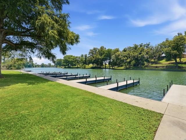 960 River Bank, New Braunfels, TX 78130