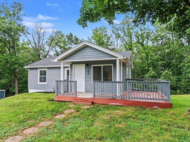 960 Ridgeview Drive
