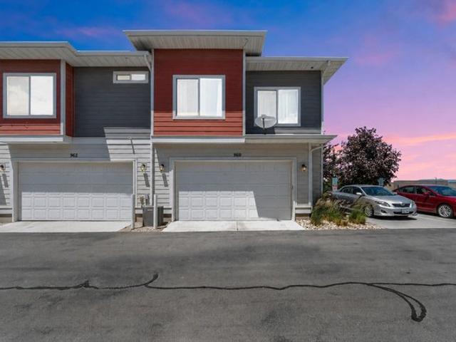 960 W Cyan Valley Way S, Bluffdale, UT 84065