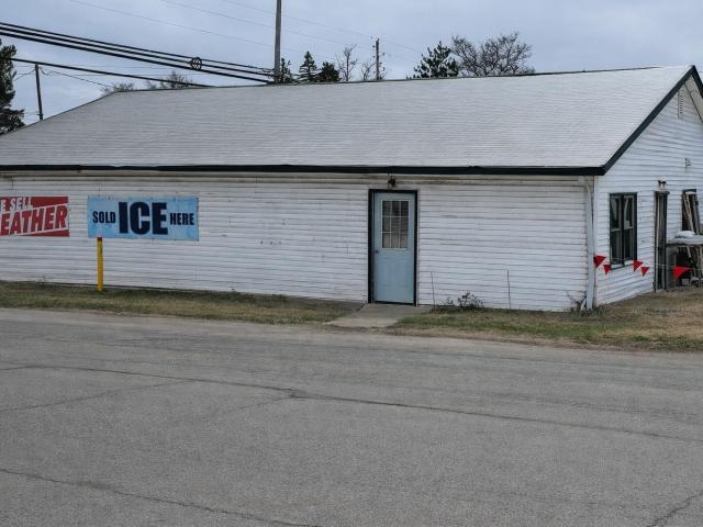 960 W Houghton Lake Drive