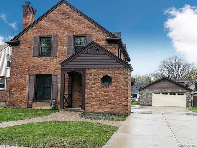 9614 Auburndale St, Livonia, MI 48150