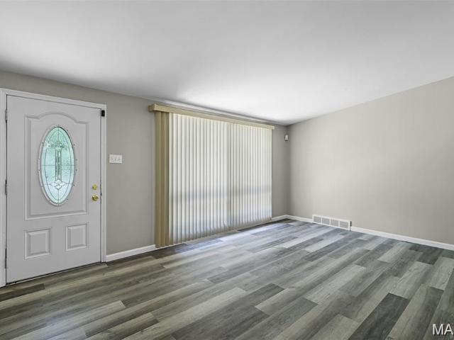 9614 Winkler Dr, St. Louis, MO 63136 | Compass