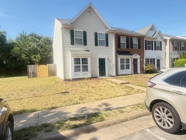 9615 Coventry Creek Dr, Fredericksburg, VA 22408