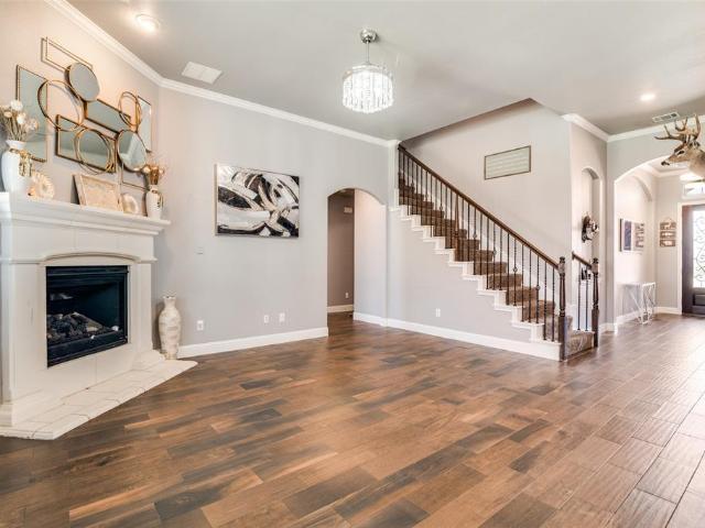 9615 Edgeway Circle