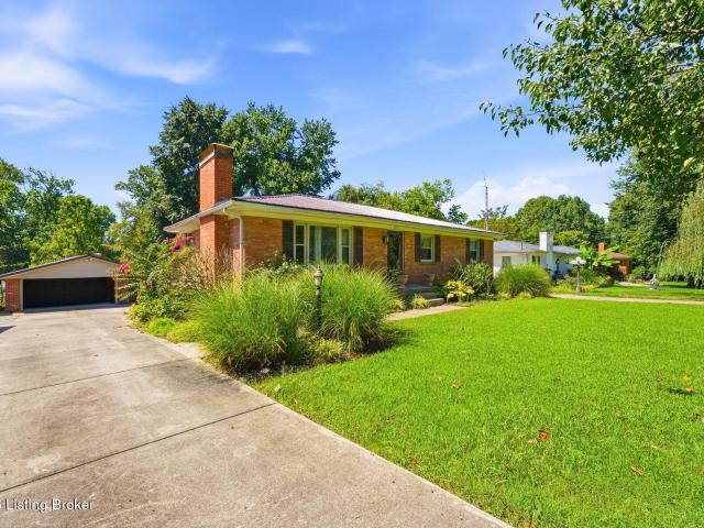 9615 3rd Street Rd