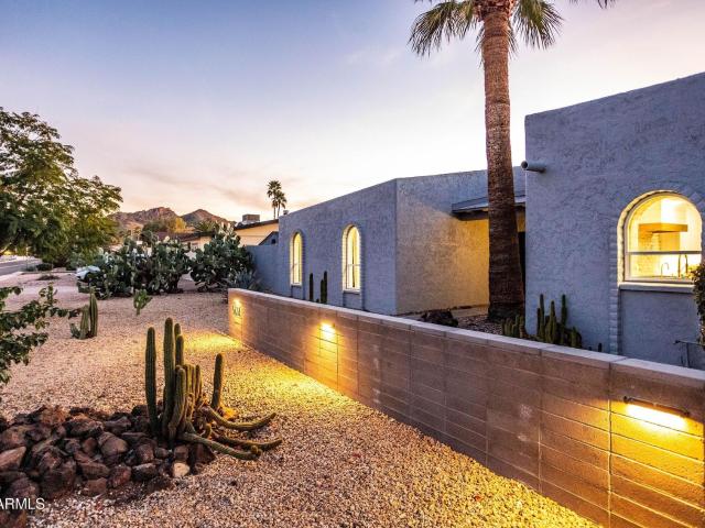 9618 N 35th Pl, Phoenix, AZ