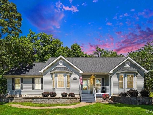 9618 E Vista Dr, Hillsboro, MO 63050