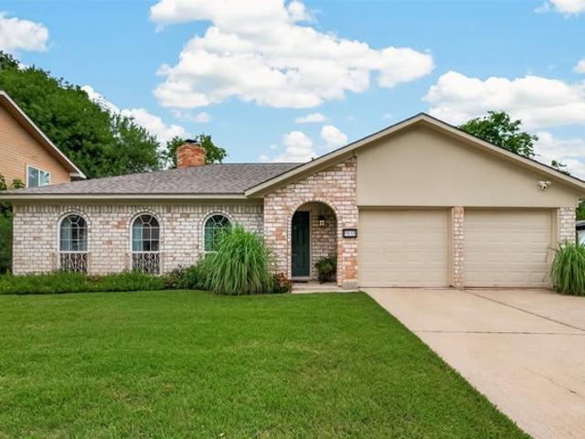 9618 Springmont Dr, Houston, TX 77080