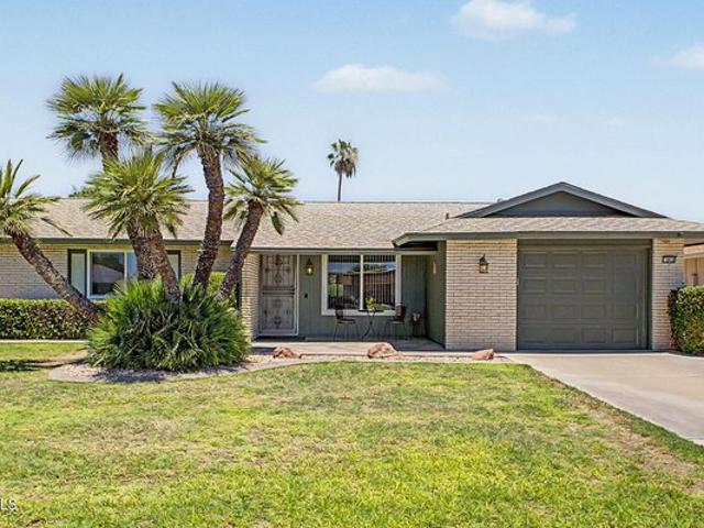 9618 W Long Hills Dr, Sun City, AZ 85351