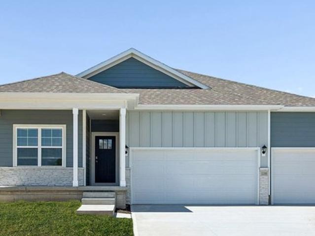 9619 N 173rd Ave, Bennington, NE 68007