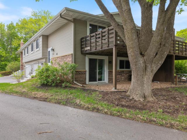 9619 Ensign Circle