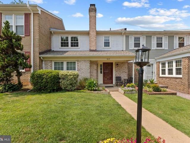 9619 Hillock Ct, Burke, VA 22015