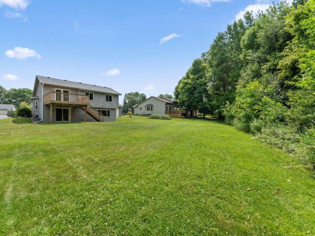 9610 Lakeside Trail