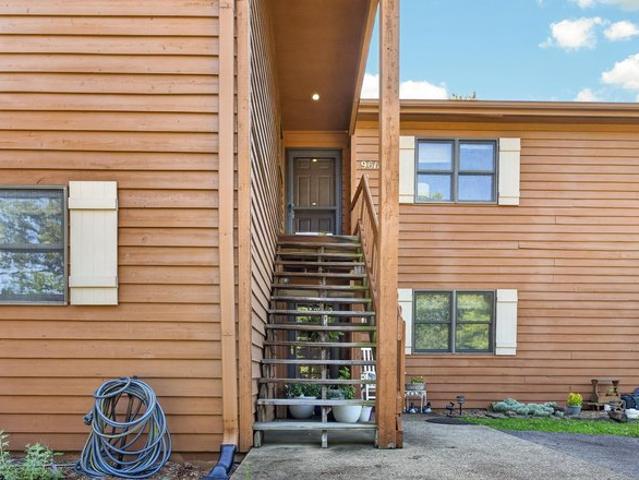 9611 S Lake Ridge Dr Unit 5, Bloomington, IN 47401
