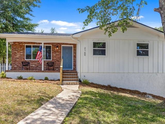 9612 Brewer Dr, Ooltewah, TN 37363