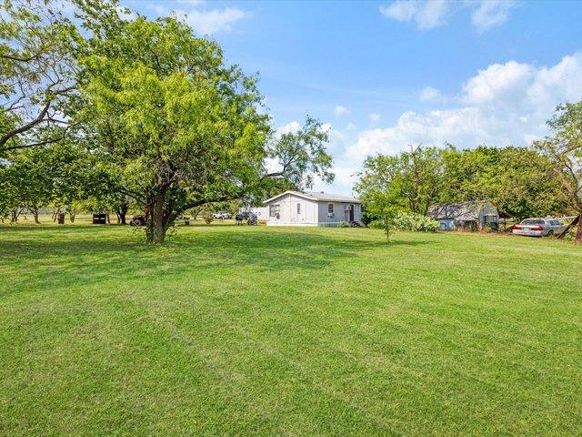 9612 Kelly Ln, Alvarado, TX 76009