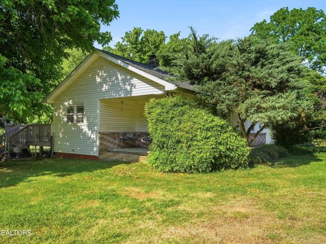 9613 Norris Fwy