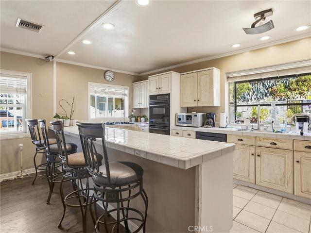9613 La Tuna Canyon Road